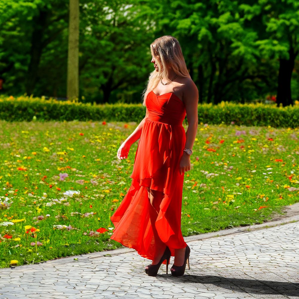 Saskia an KI-Blumenwiese_01.jpg Foto & Bild | erwachsene menschen, portraits erwachsener ...