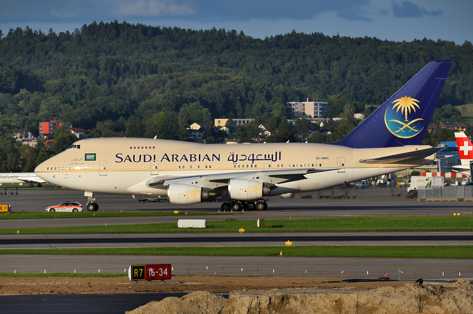 Saudi Arabia - Royal Flight Boeing 747SP HZ-HM1C Foto & Bild ...