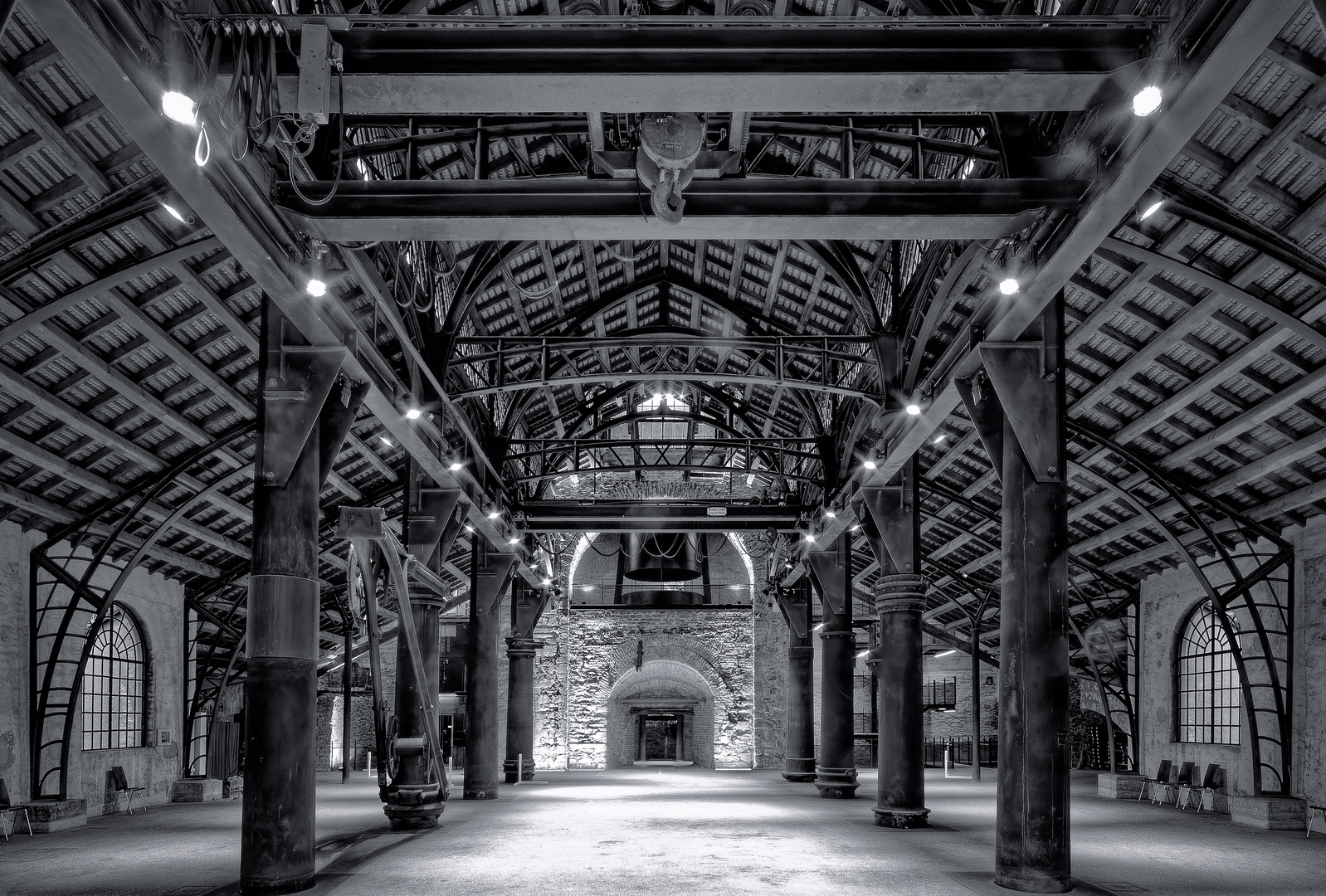 Sayner Hütte mit Blick auf den Hochofen Foto & Bild | architektur ...