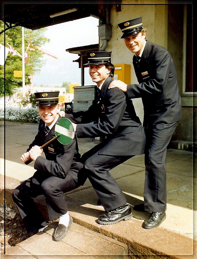 SBB Stationspersonal in Derendingen Foto & Bild | motive, uniform, sbb ...