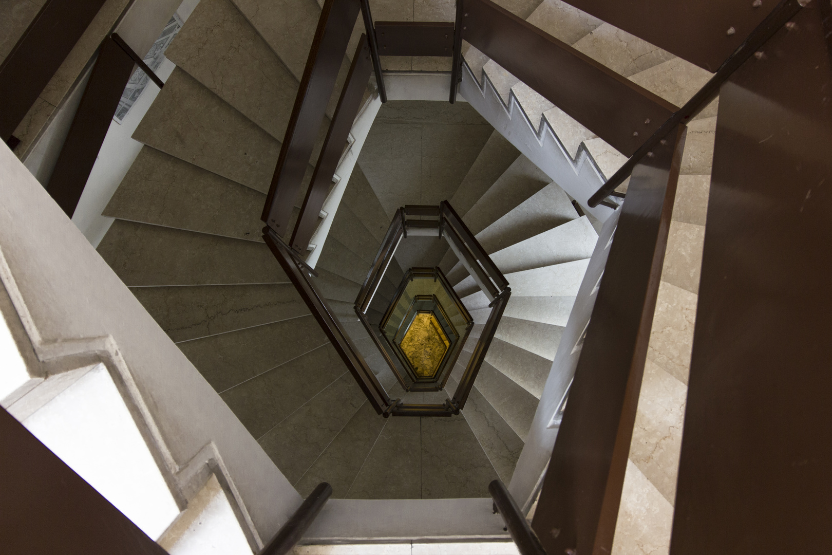 Scale Foto % Immagini| scale, temi, prospettiva Foto su fotocommunity