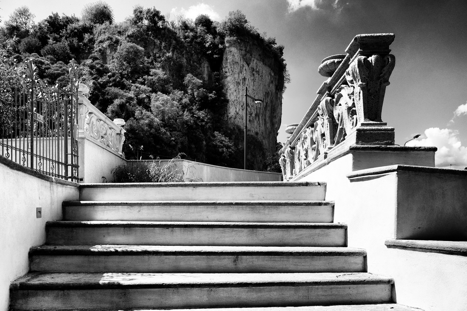 Scalinata Foto % Immagini| architetture, architetture storiche, scale e ...