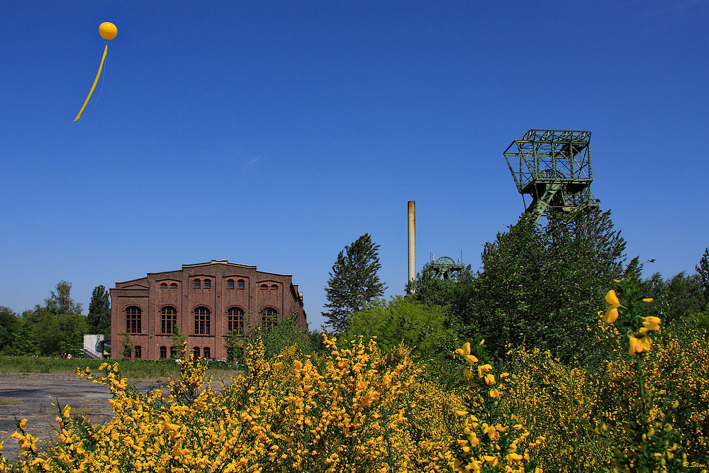 Schachtzeichen Zeche Zweckel Foto & Bild | deutschland, europe ...