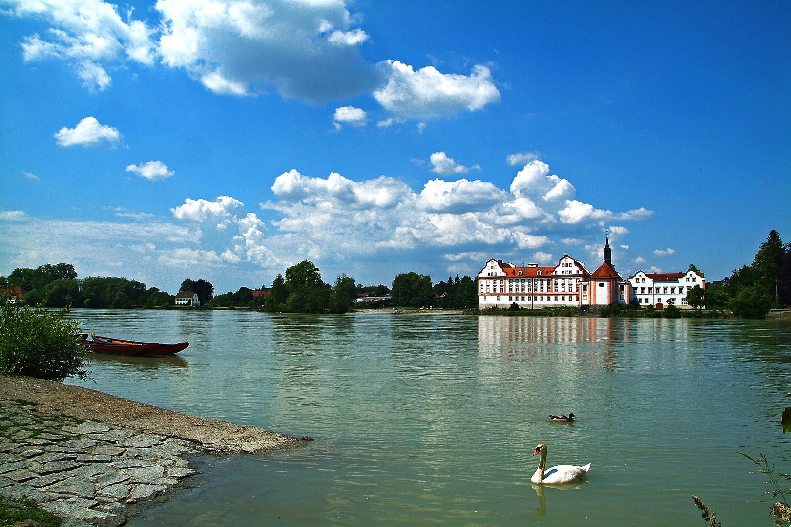 Schärding am Inn - Blick auf Schloss Neuhaus Foto & Bild | landschaft ...