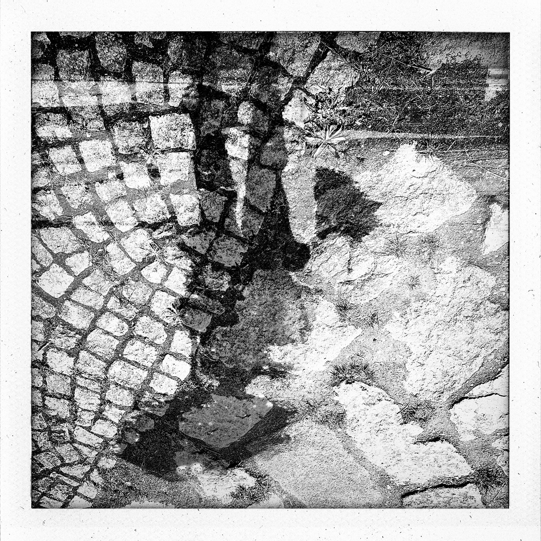 Schatten Spiele ... Foto & Bild | streetfotografie mit menschen, street, menschen Bilder auf ...