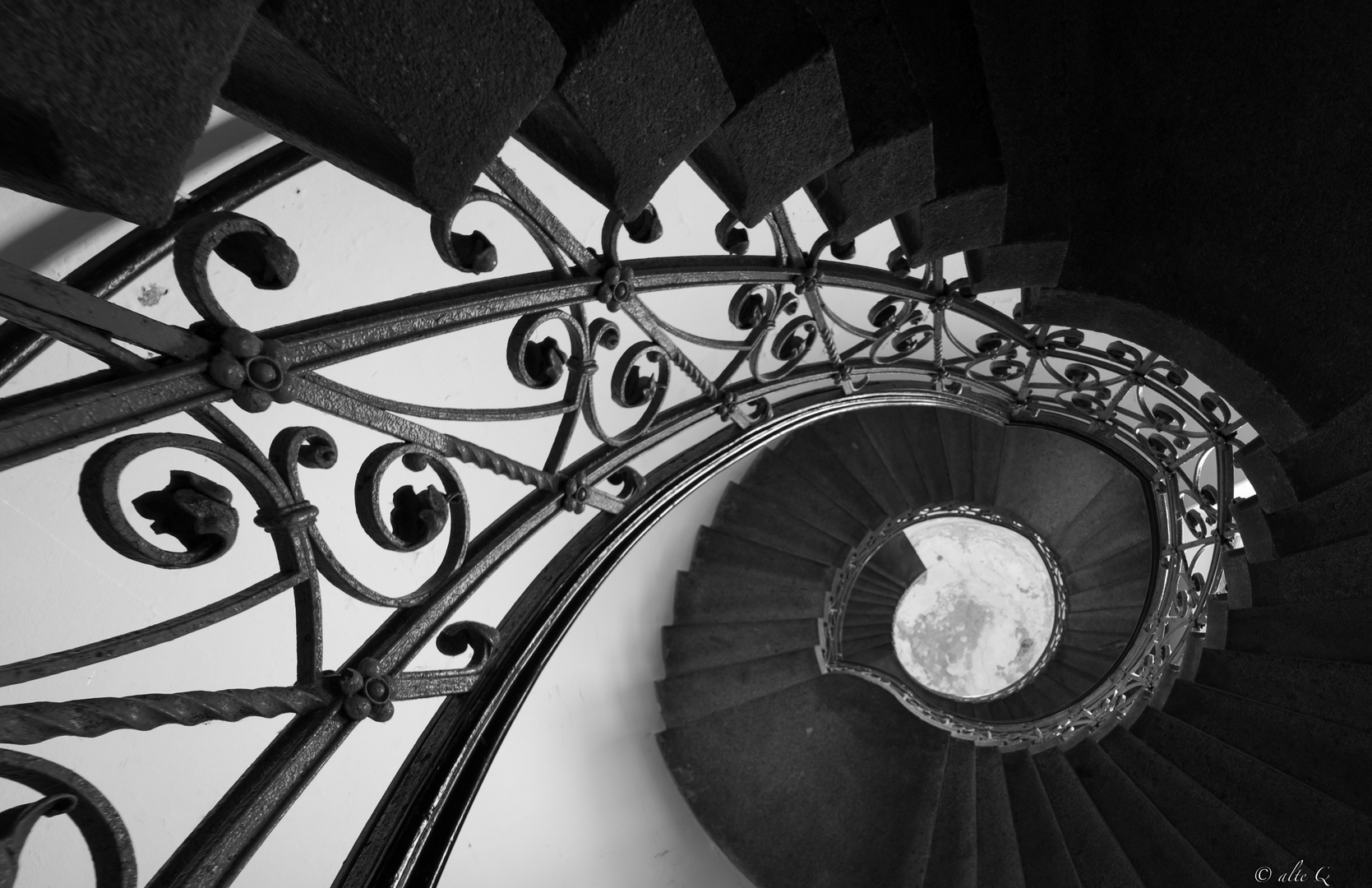 schau zur Abwechslung auch nach oben, vielleicht wartet genau da dein Motivd Foto & Bild ...