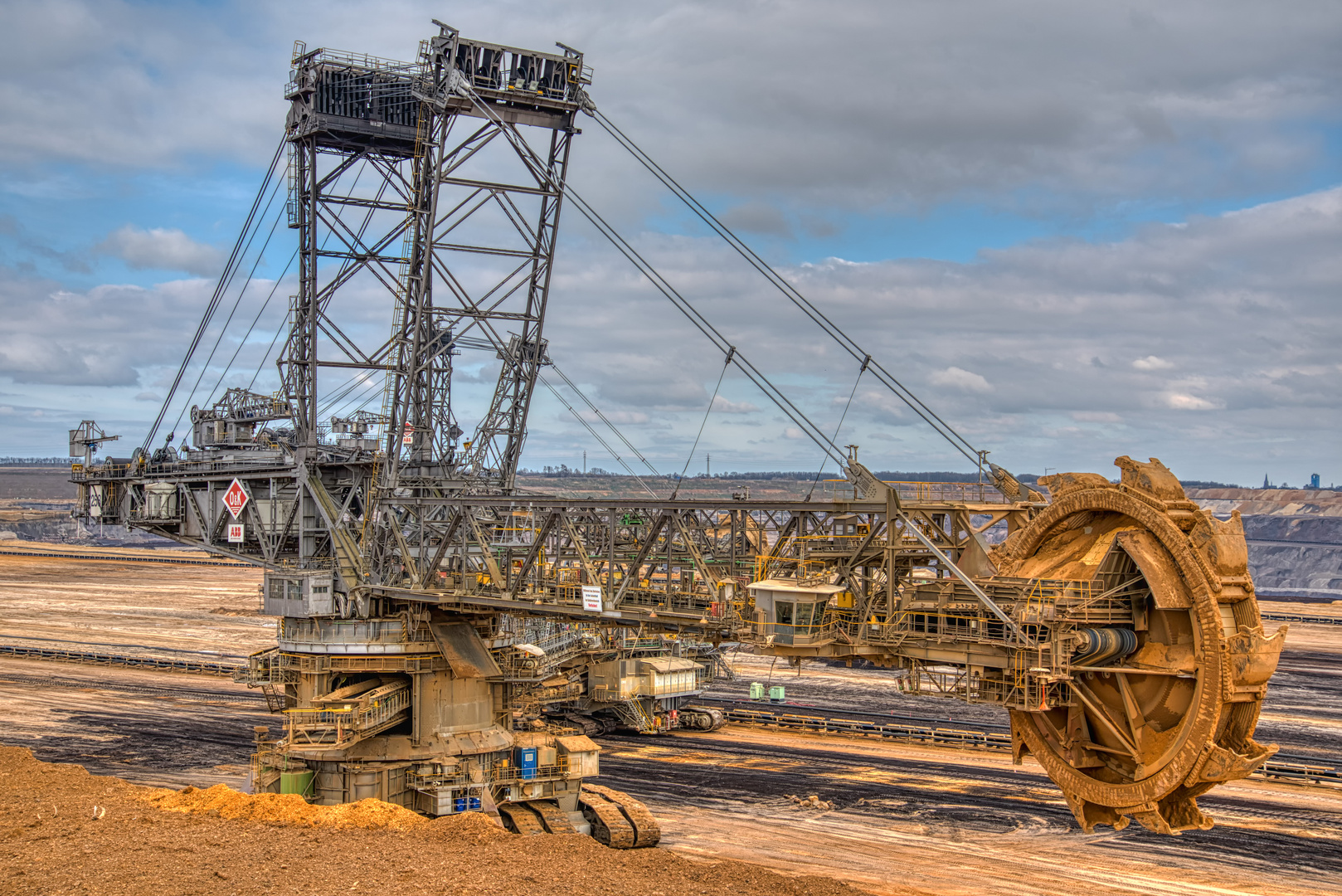 Schaufelradbagger 258 Foto & Bild | industrie und technik, industrie ...