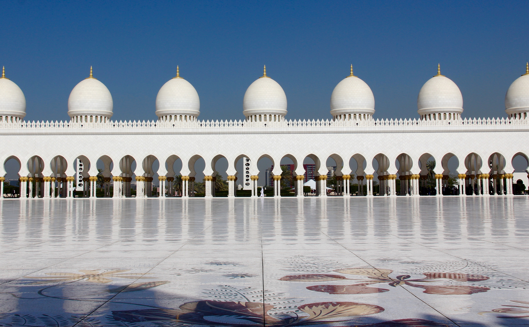 Scheich-Zayid-Moschee Foto & Bild | architektur, gold, details Bilder ...