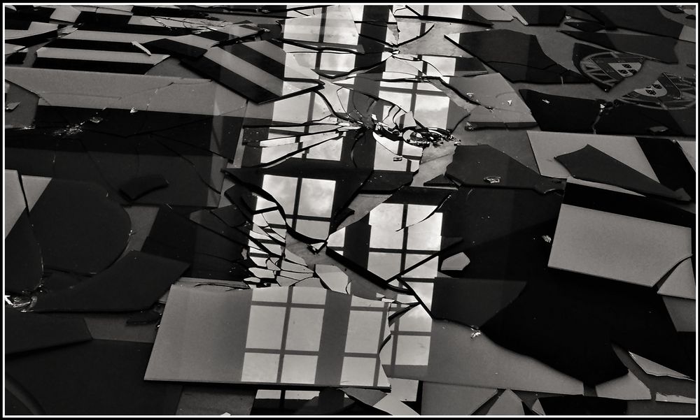 Scherben Foto & Bild | stillleben, streetart, graffiti & tags ...