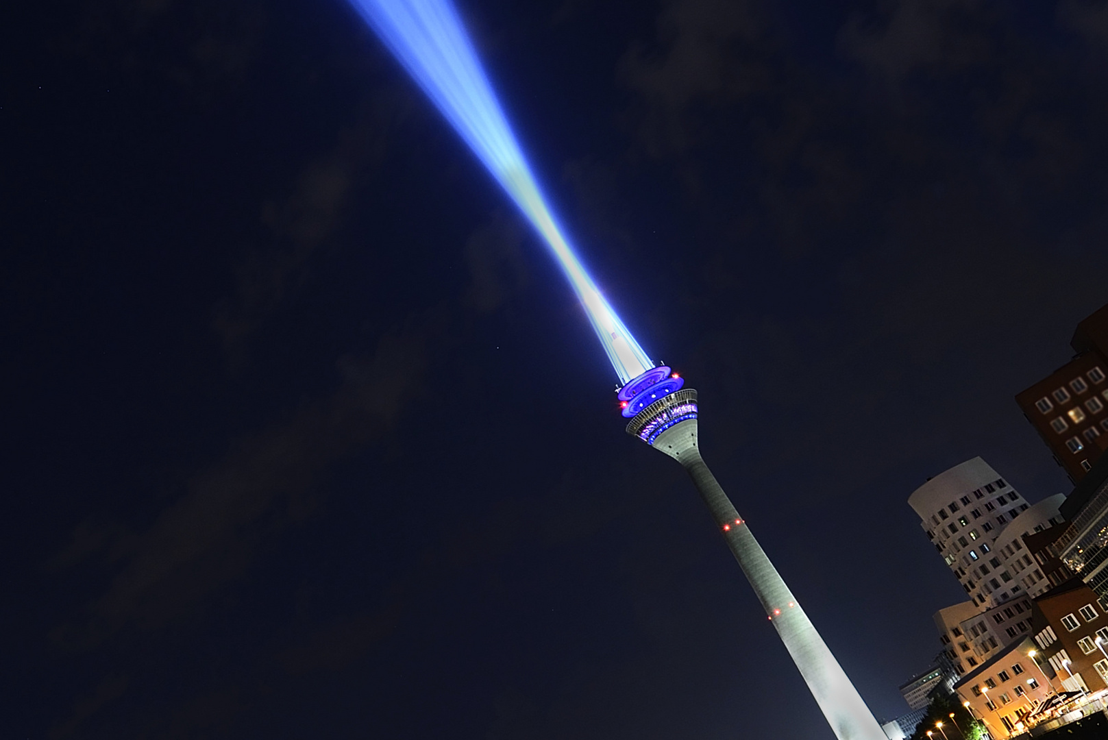 Schief gegangen Foto & Bild | world, blau, licht Bilder auf fotocommunity