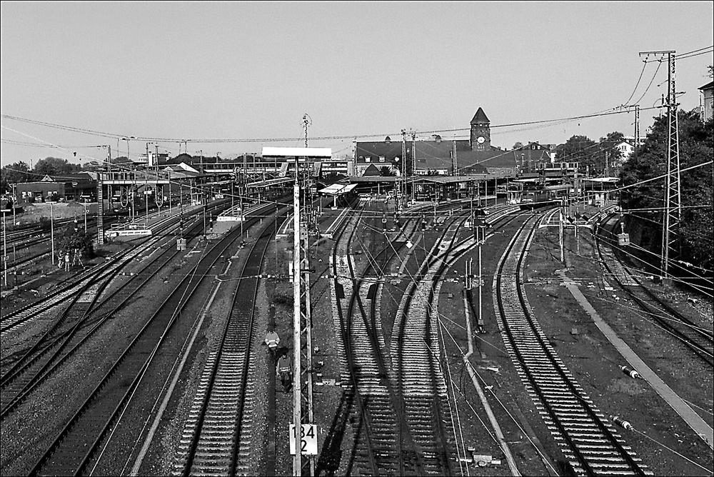 Schienenwege Foto & Bild | architektur, bahnhöfe & gleise, profanbauten Bilder auf fotocommunity