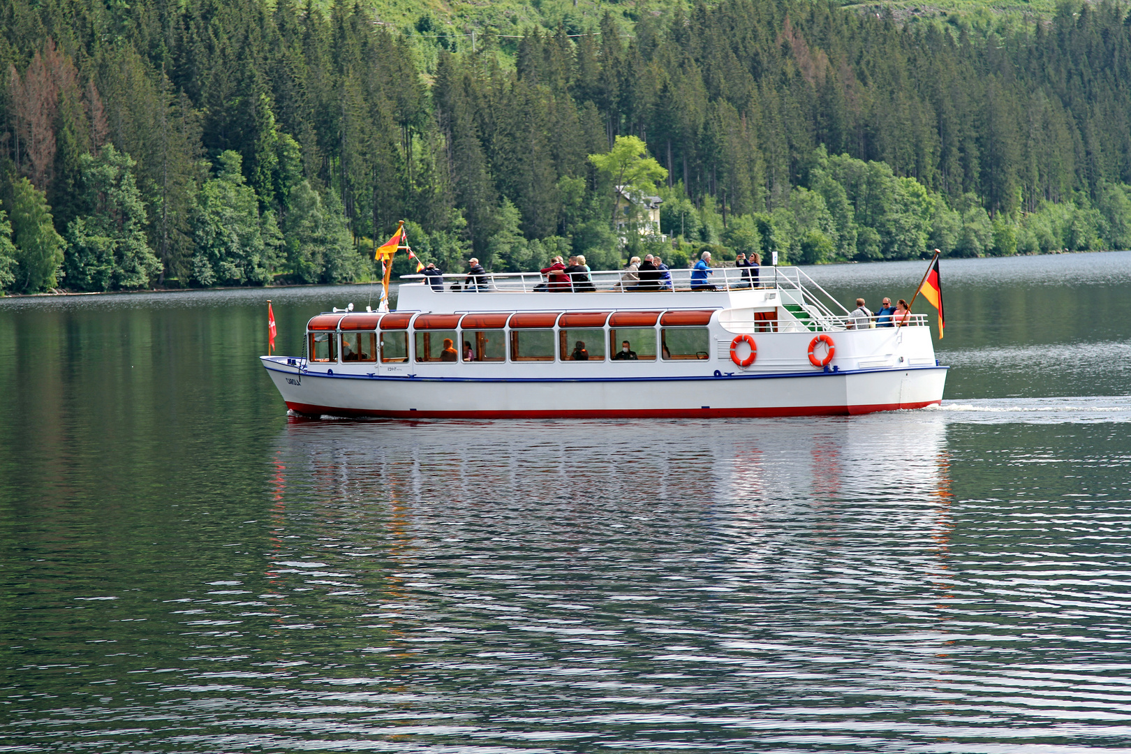 Schifffahrt auf dem Schluchsee im Hochschwarzwald Foto & Bild ...