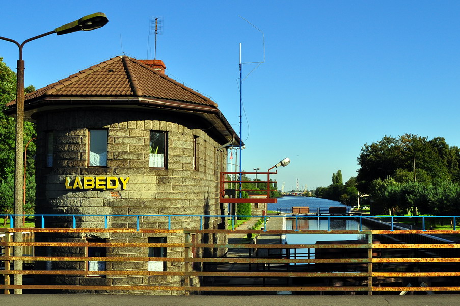 Schleuse Labedy - Laband 2011 Foto & Bild | natur, landschaft, kanal ...