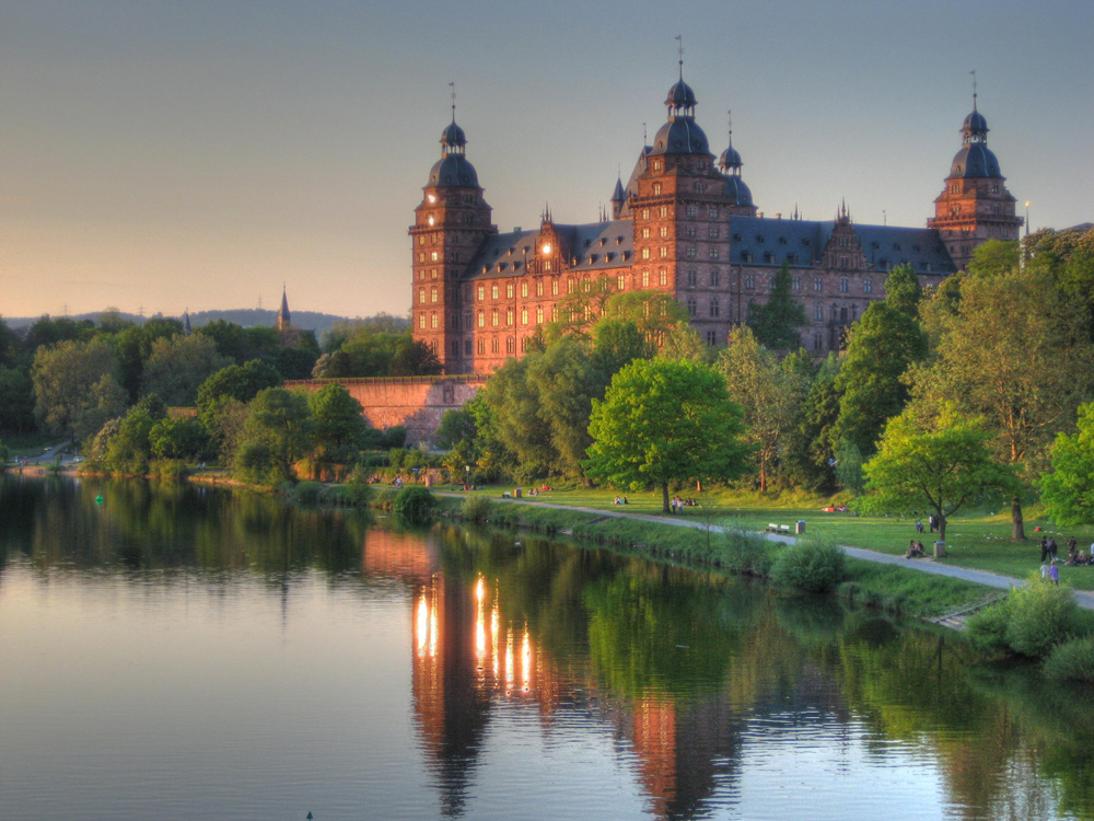 Schloss Aschaffenburg Foto & Bild | architektur, stadtlandschaft ...