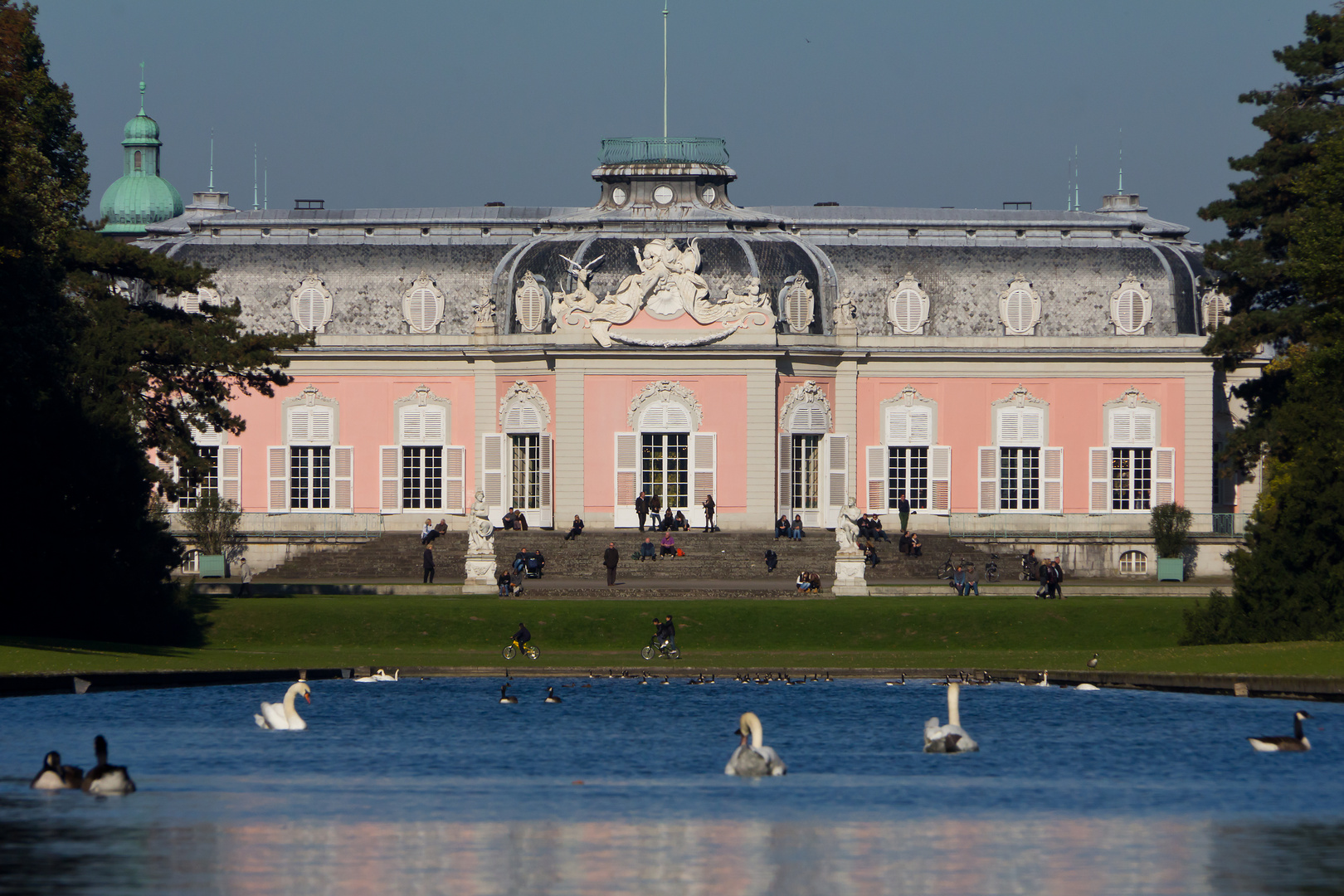 Schloss Benrath in Düsseldorf Foto & Bild | architektur, schlösser ...