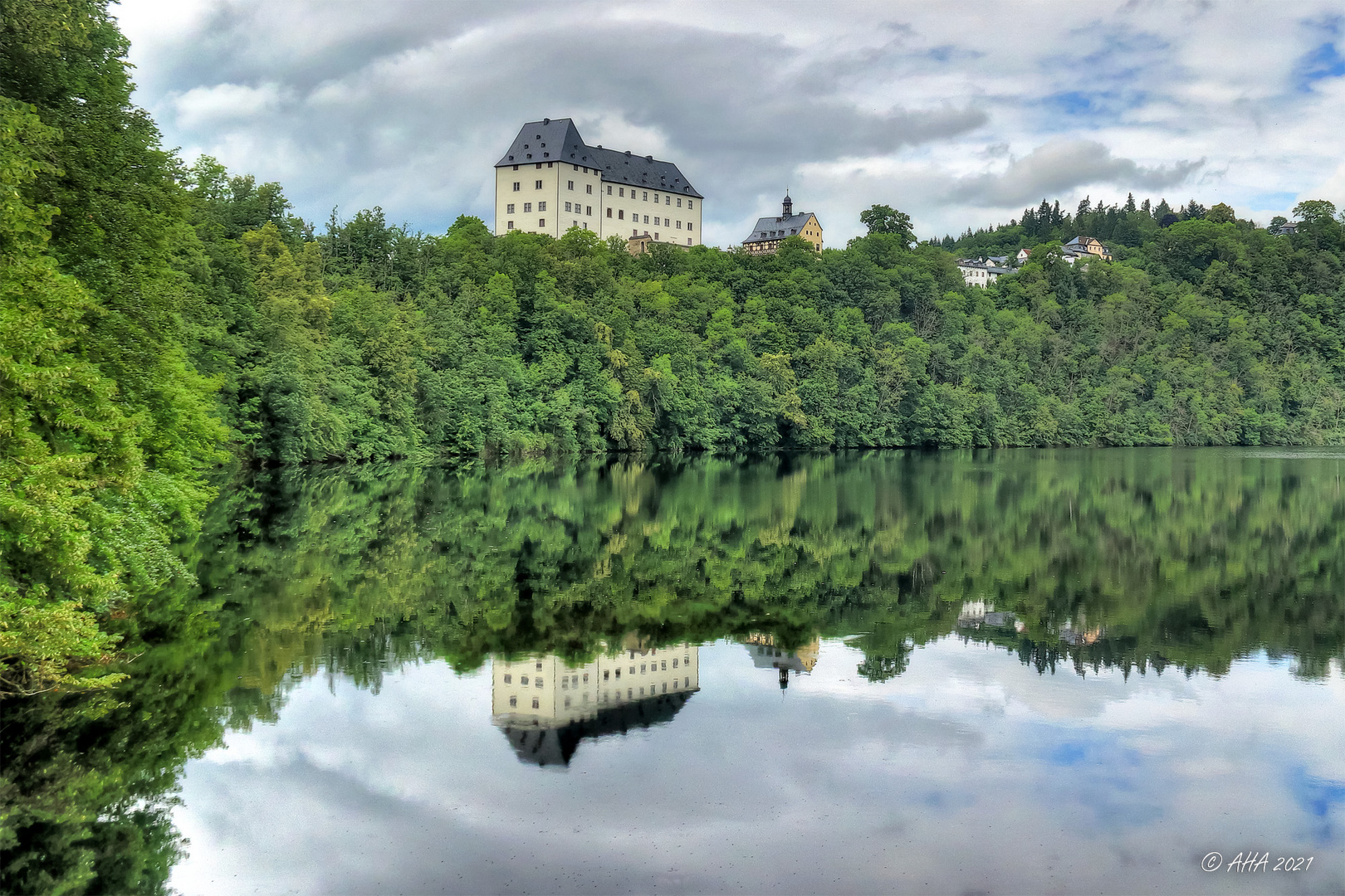 Schloss Burgk Foto & Bild | architektur, landschaft, lebensräume Bilder ...