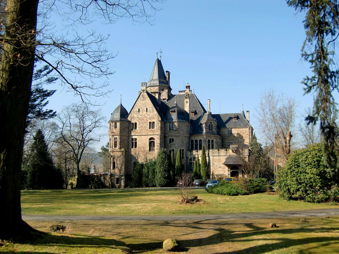 Schloss Garvensburg Foto & Bild | architektur, stadtlandschaft ...