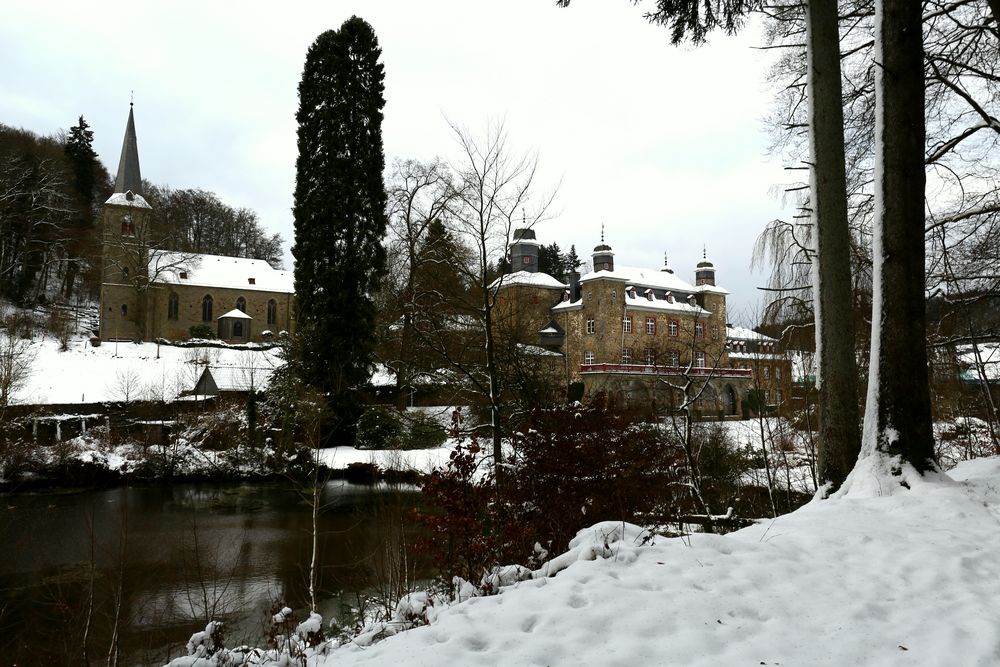 Schloß Gimborn Foto & Bild | architektur, motive, sehenswürdigkeiten ...