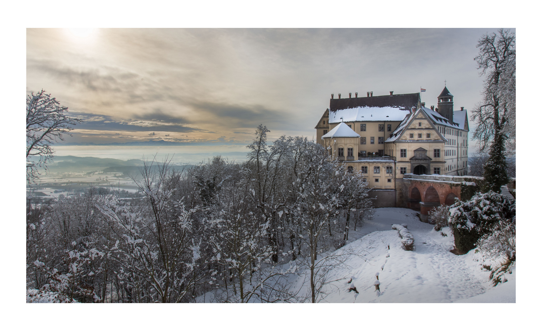 Schloss Heiligenberg über dem Bodensee... Foto & Bild | architektur ...