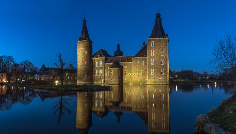 Schloss Hoensbroek/ Niederlande Foto & Bild | world, schloss, panorama ...