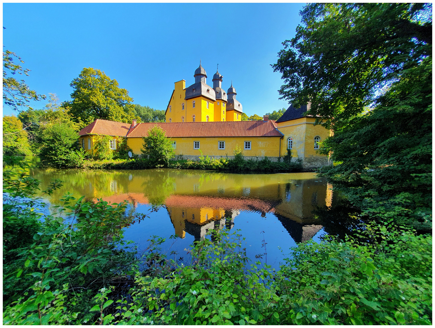 Schloss Holte Foto & Bild | wald, wasser, bäume Bilder auf fotocommunity