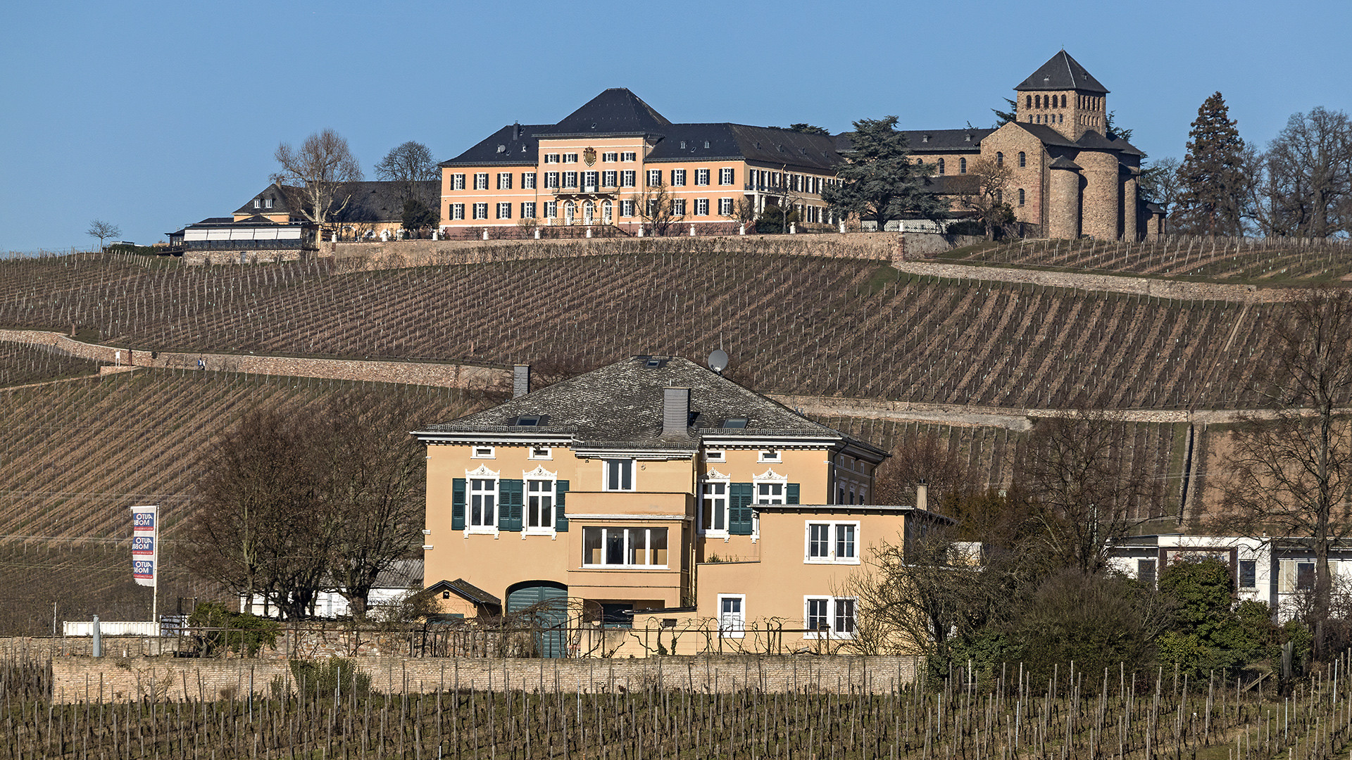 SCHLOSS JOHANNISBERG im Rheingau Foto & Bild | world, architektur ...