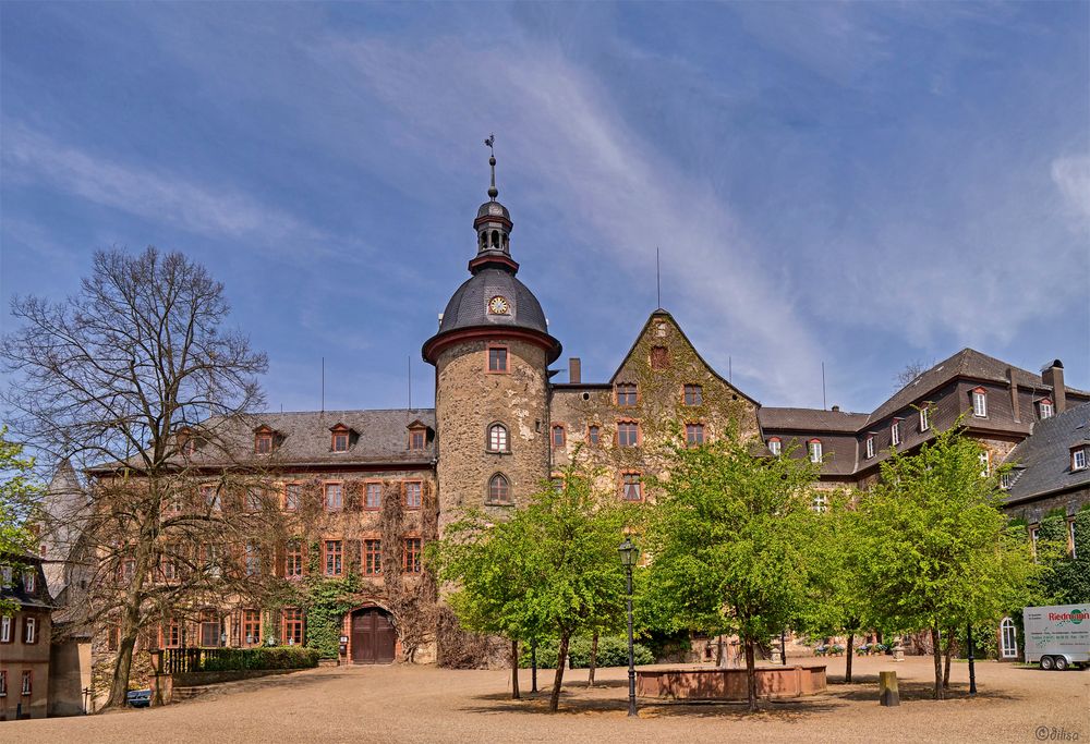 Schloss Laubach Foto & Bild | architektur, schloss, geschichte Bilder ...