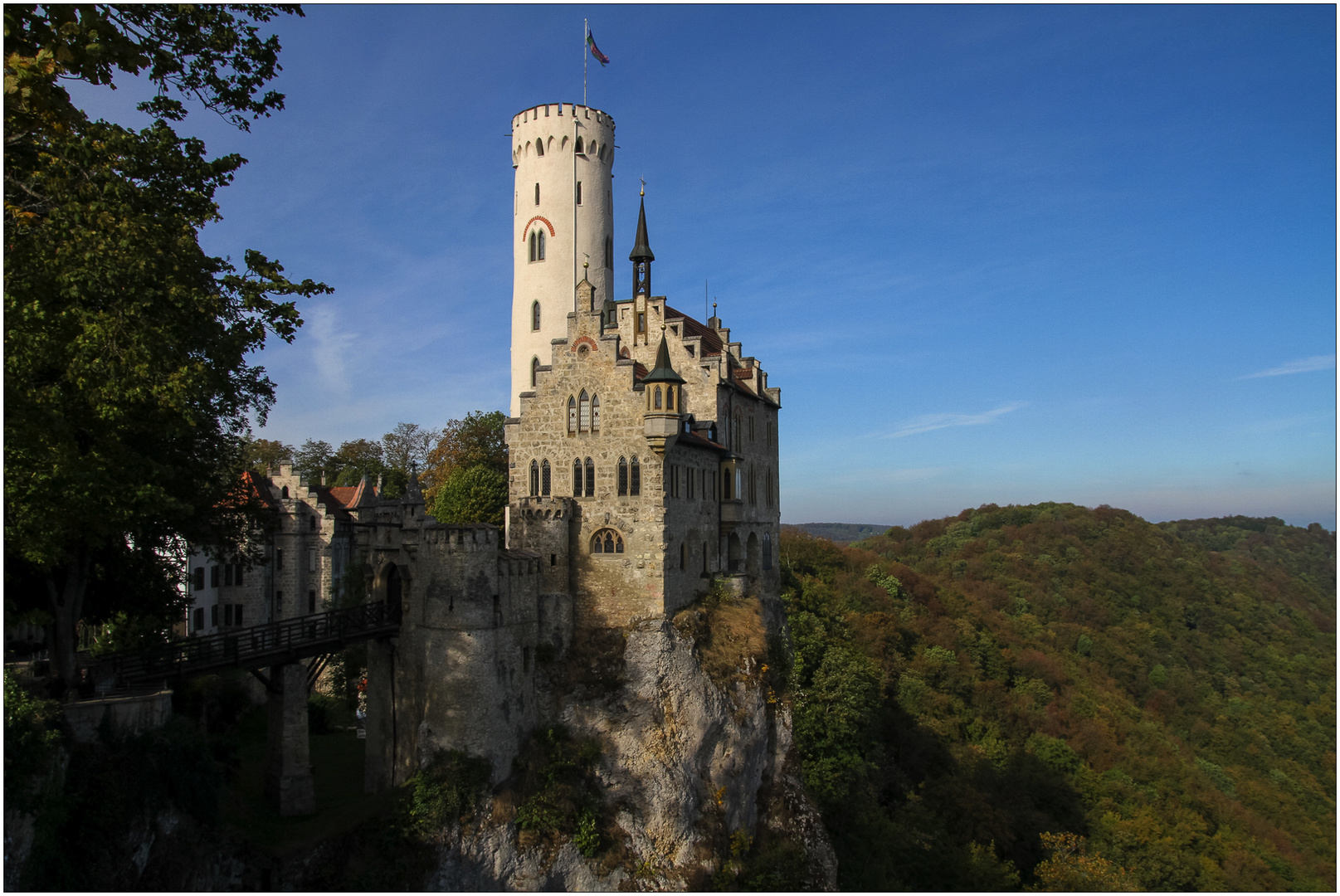 Schloss Lichtenstein - der Klassiker Foto & Bild | architektur ...