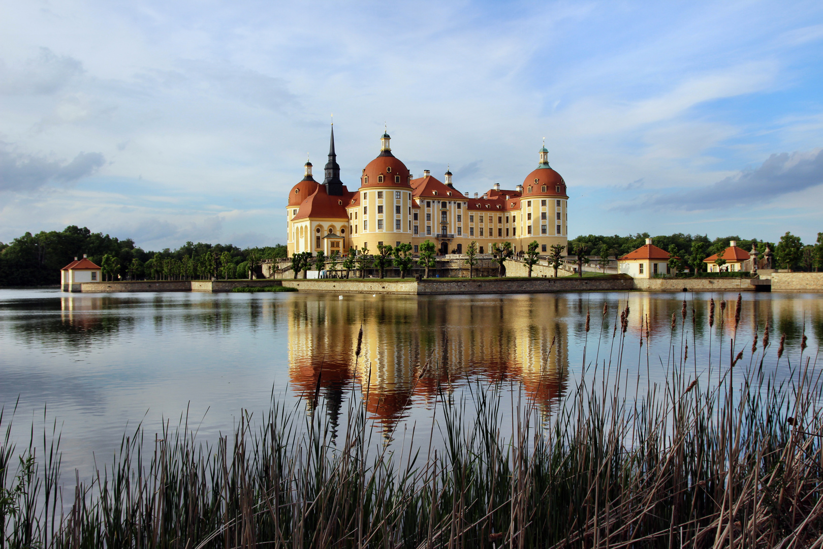 Schloss Moritzburg Foto & Bild | park, world, schloss Bilder auf ...