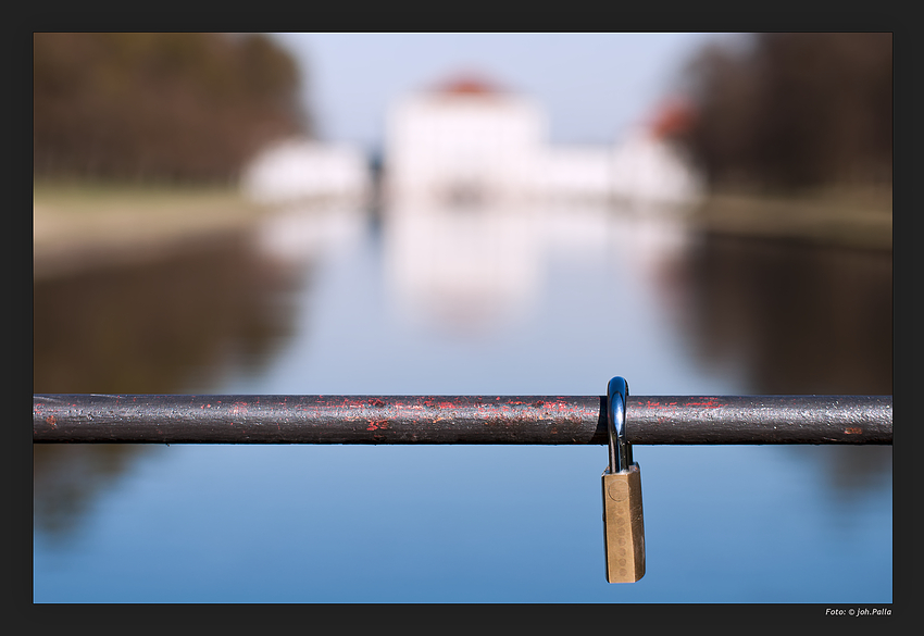 Schloss Nr. 1 Foto & Bild | stillleben, zufällige arrangements ...