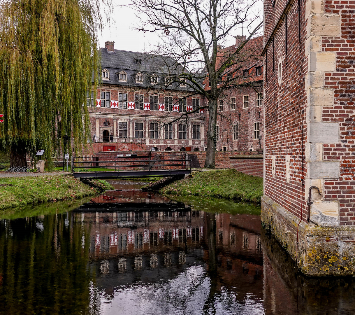 Schloss Raesfeld (2) Foto & Bild | architektur, motive, wasserschloss ...