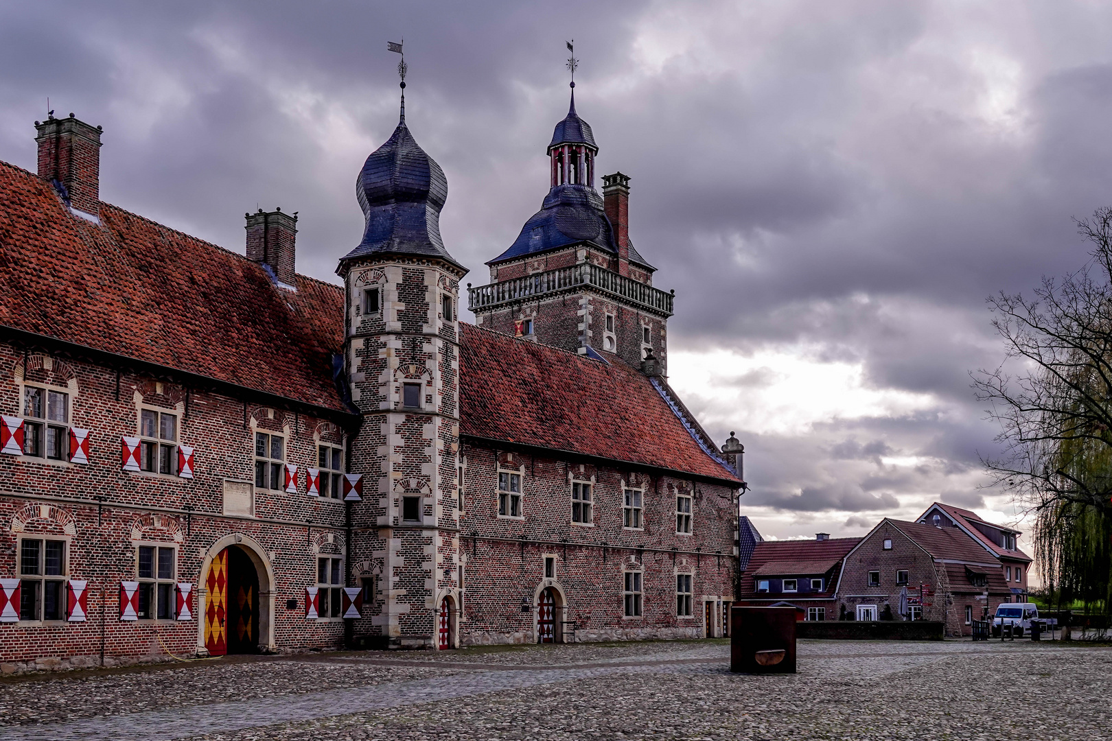 Schloss Raesfeld (3) Foto & Bild | architektur, motive, wasserschloss ...