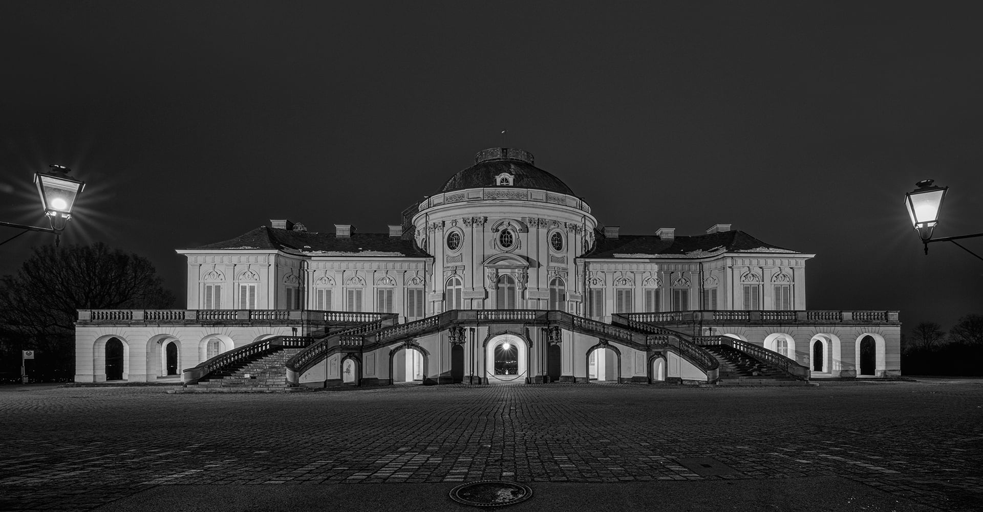 Schloß Solitude Foto & Bild | architektur, architektur bei nacht, nacht ...