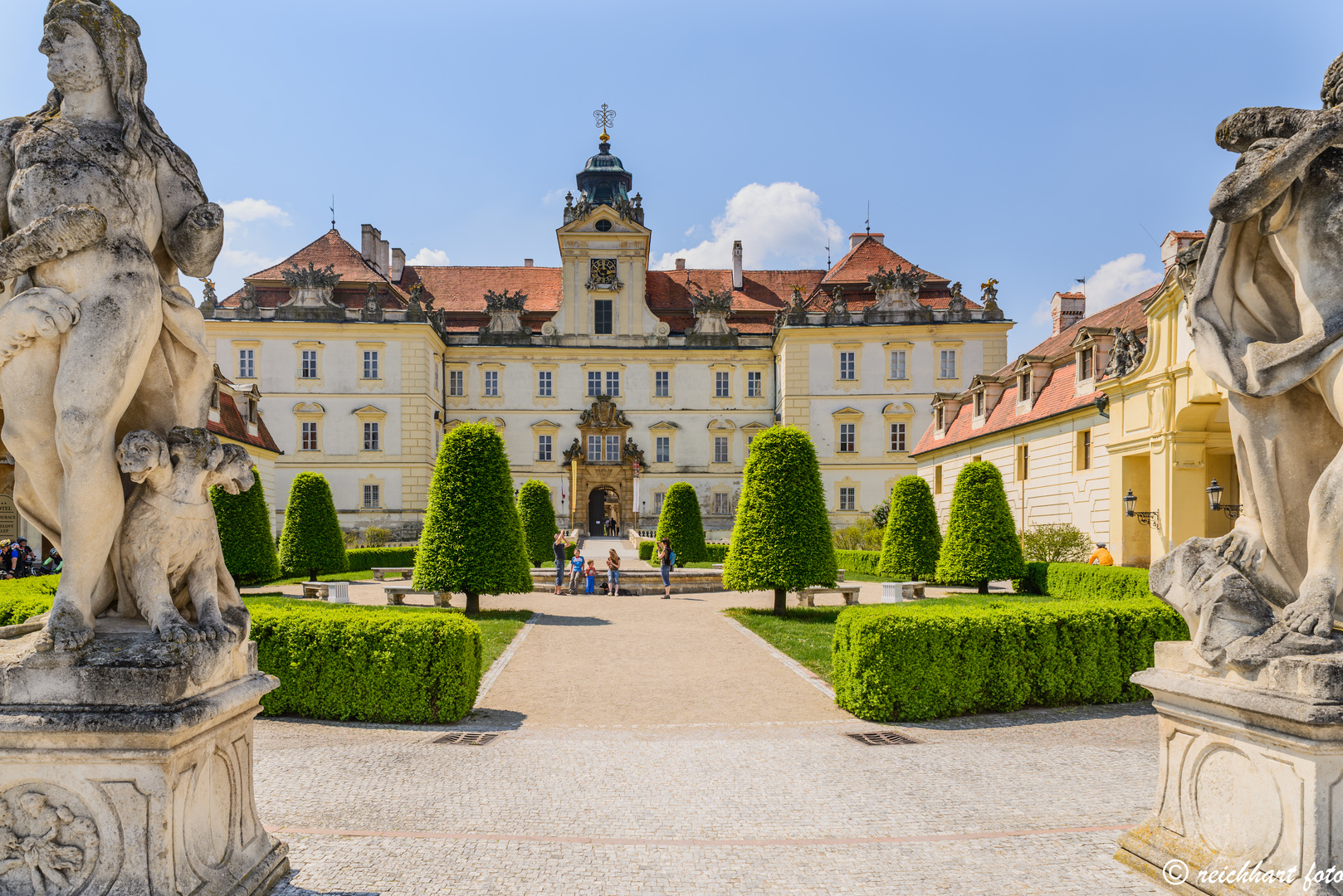 Schloss Valtice Foto & Bild | europe, czech republic, poland & czech ...