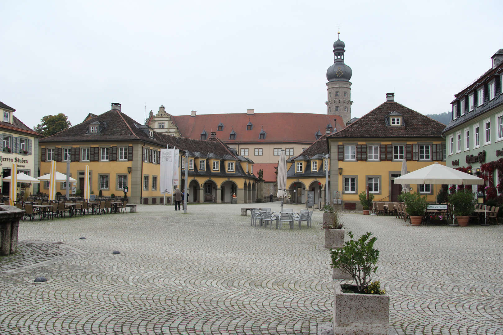 Schloß Weikersheim u.um zu Foto & Bild | architektur, stadtlandschaft ...