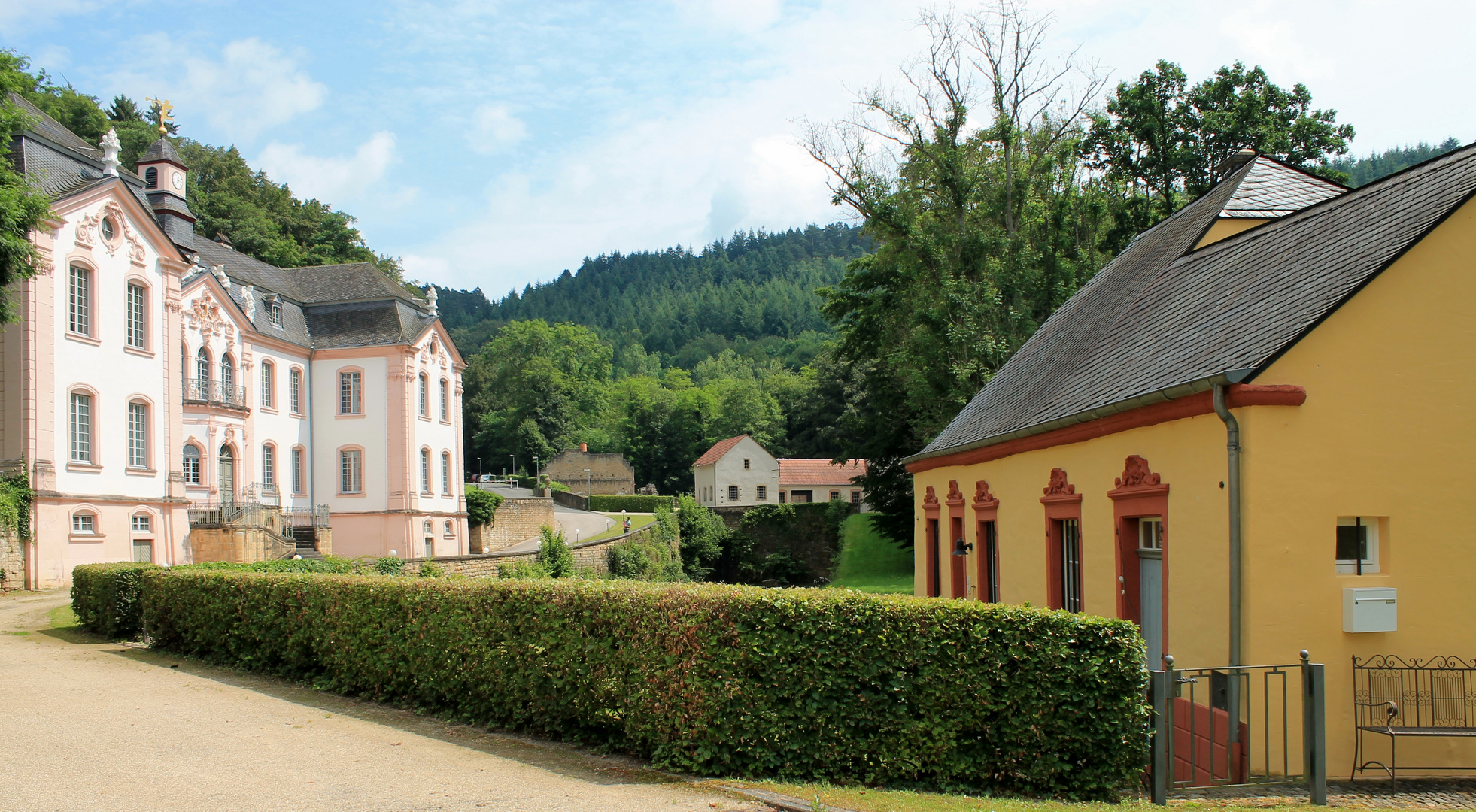 Schloss Weilerbach und die Eisenhütte Foto & Bild | park, world ...