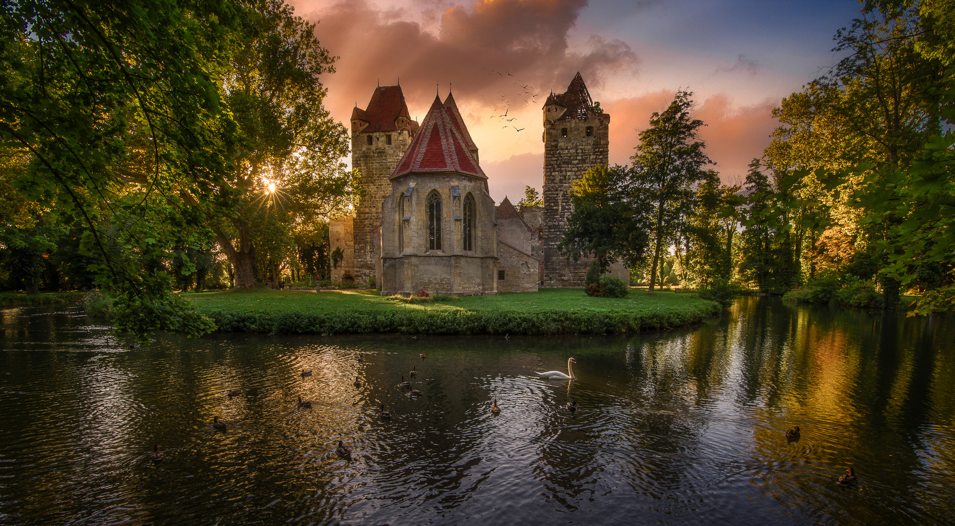 Schlosspark Pottendorf Foto & Bild | architektur, lost places, park ...