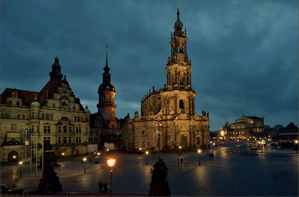 Schlossplatz Dresden Foto & Bild | world, kirche, dresden Bilder auf ...
