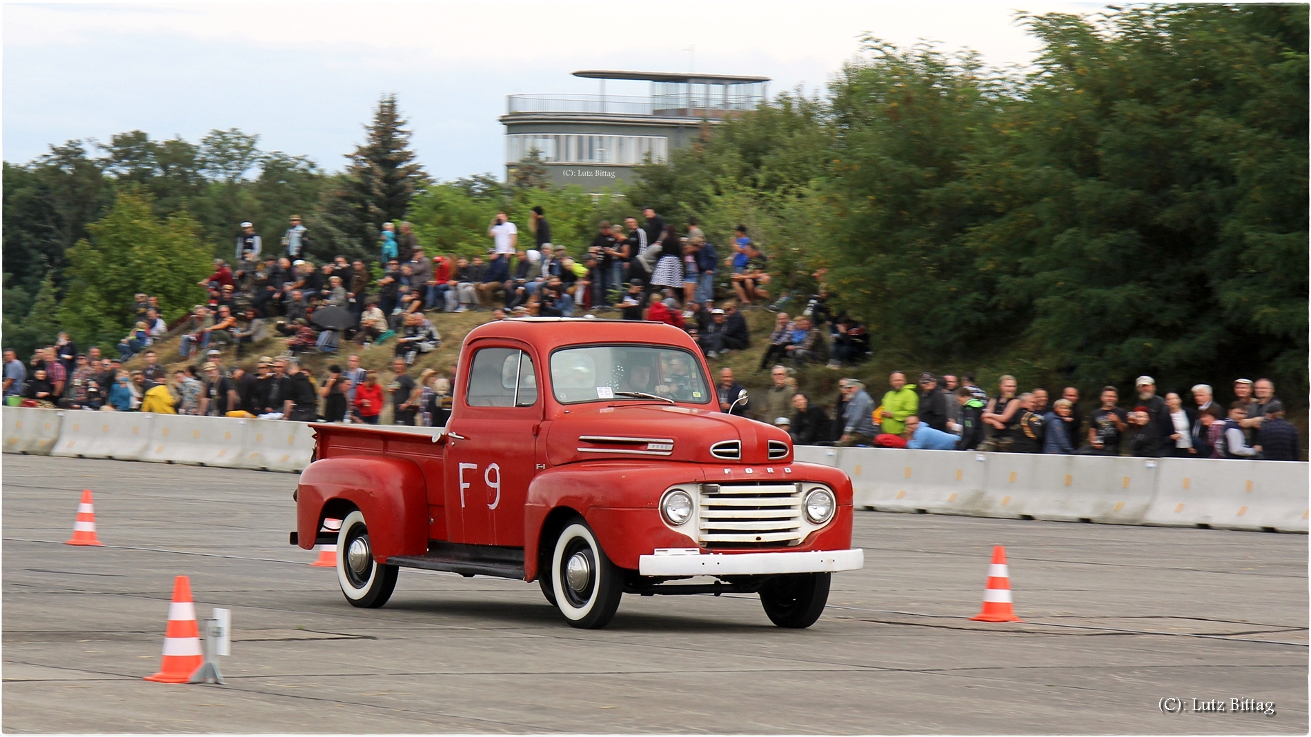Schneller Pickup Ford Foto & Bild | rot, dynamik, oldtimer Bilder auf ...