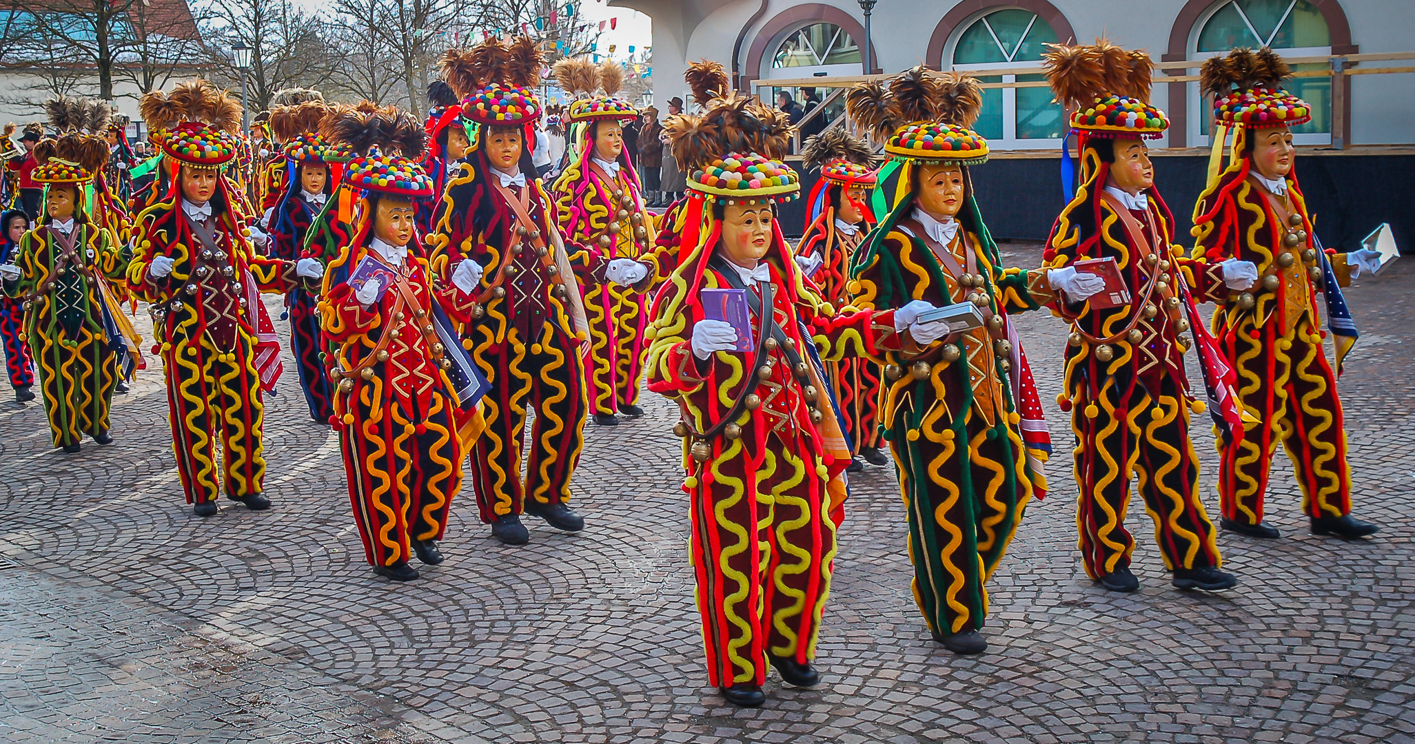 Schömberger Fransennarren - Schwäbisch Alemannische Fasnet Foto & Bild | erwachsene, die parade ...