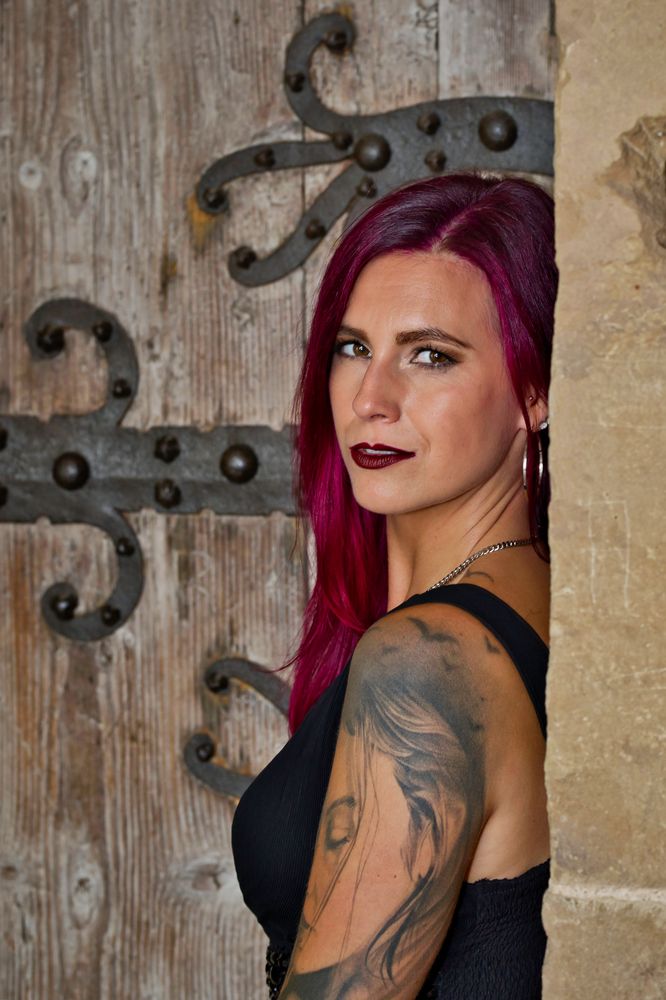 Schulterblick... Foto & Bild | portrait, portrait frauen, outdoor Bilder auf fotocommunity