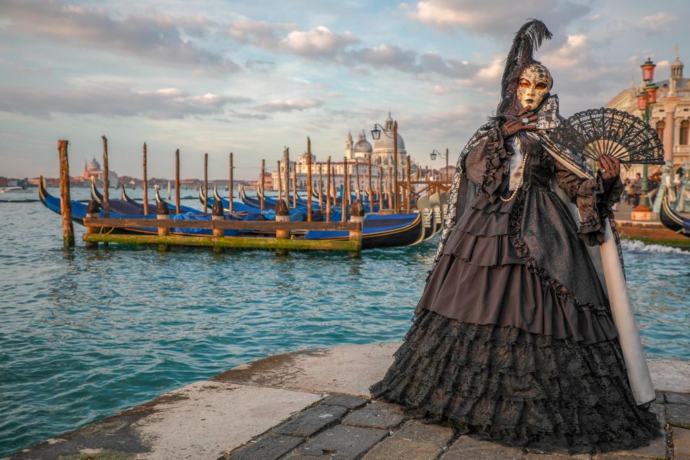 Schwarze Witwe Foto & Bild | italy, world, venezia Bilder auf fotocommunity