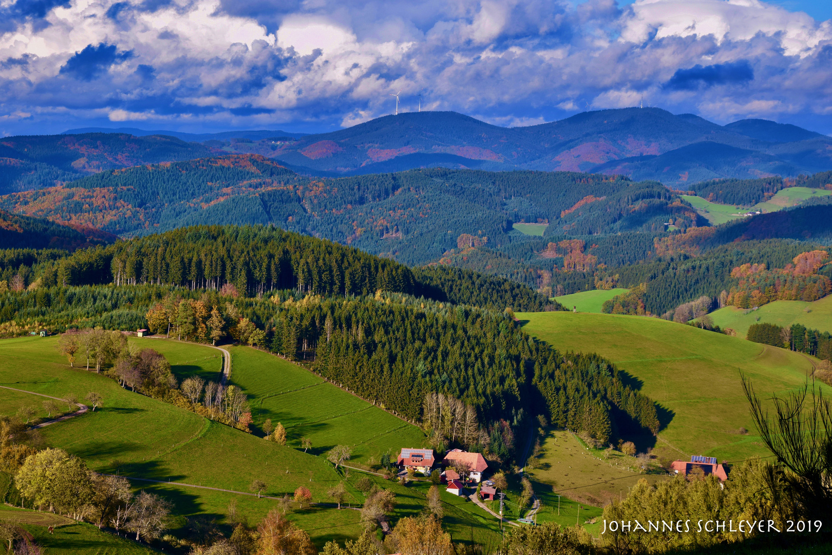 Schwarzwald im Herbst Foto & Bild | world, himmel, natur Bilder auf ...