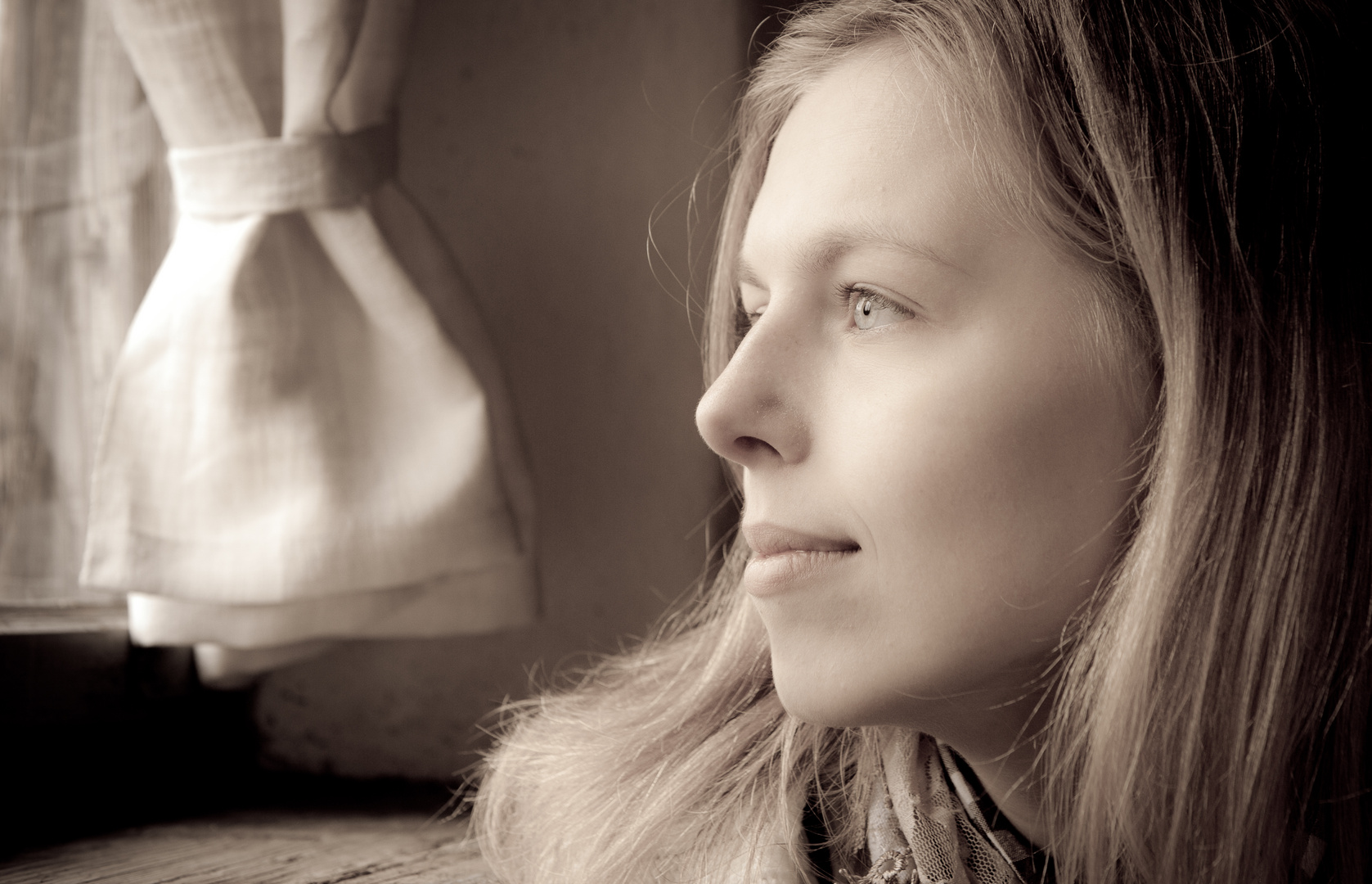 SCHWERELOS Foto & Bild | portrait, portrait frauen, indoor Bilder auf ...