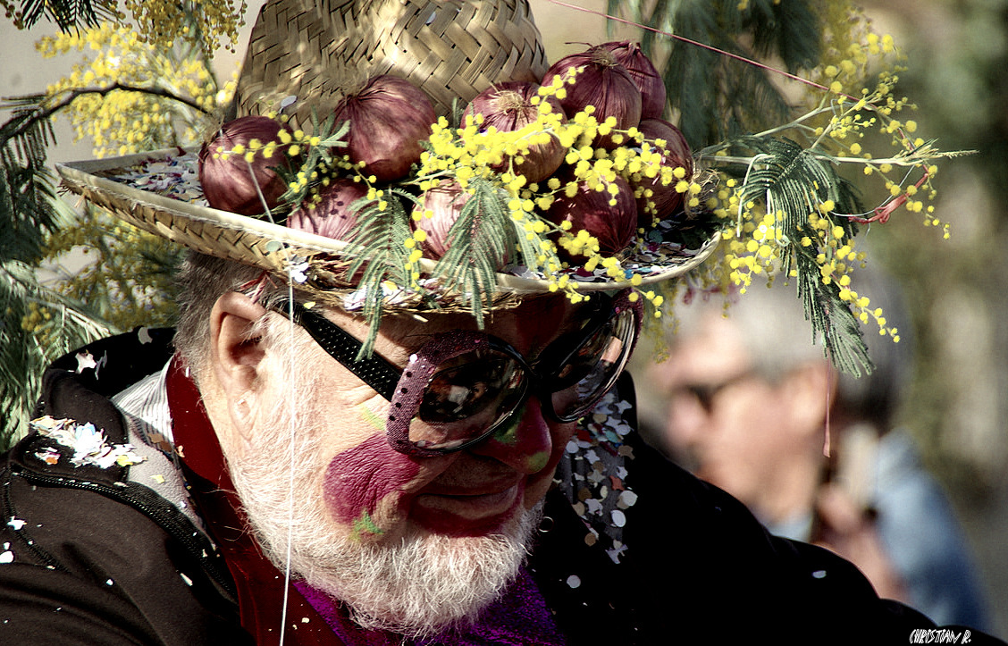 Se peler l'oignon... photo et image | scènes de vie, portraits, visions ...