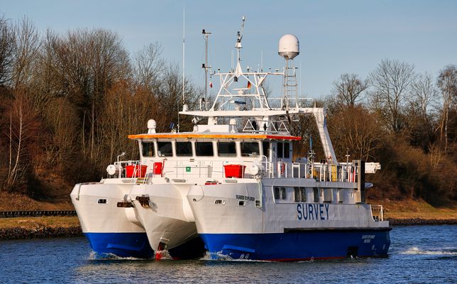 Spezialschiffe Bilder & Fotos