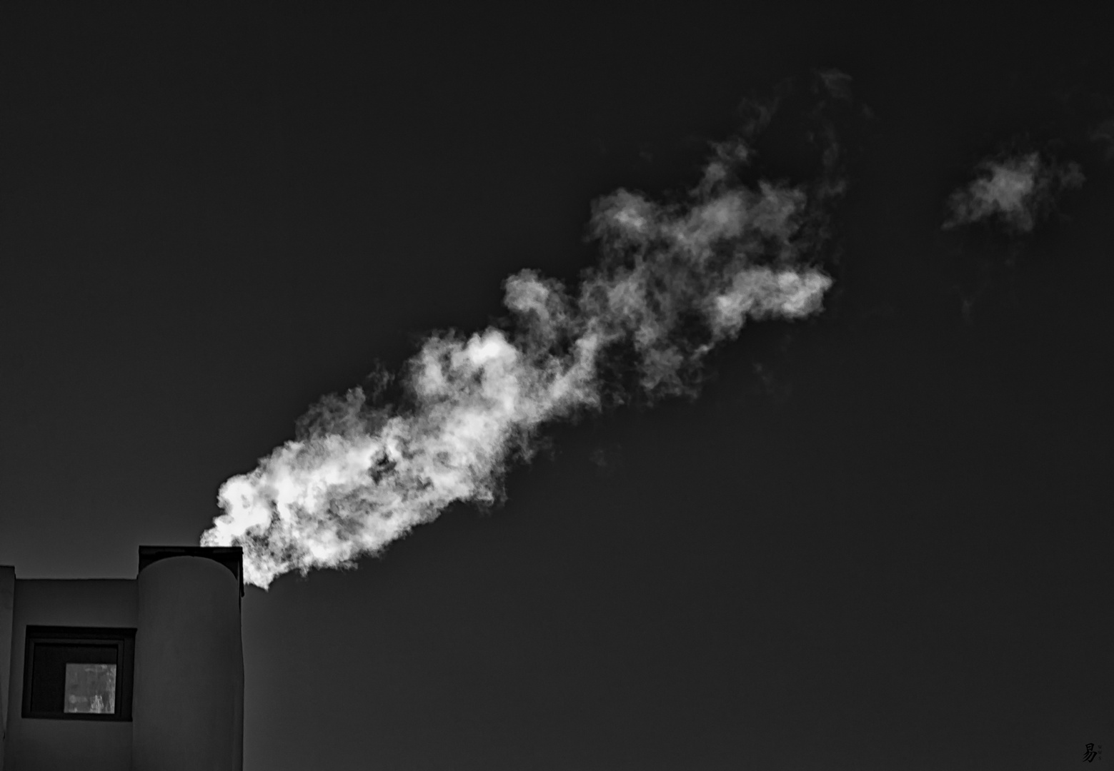 secret smoking Foto & Bild | architektur, himmel, fotokunst Bilder auf ...