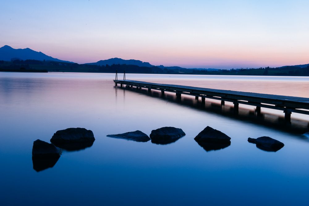 See mit Steg und Steinen Foto & Bild | landschaft, bach, fluss & see, see, teich & tümpel Bilder ...