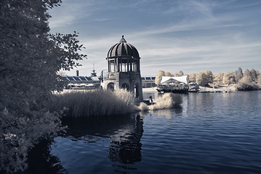 Seepark Freiburg [IR] Foto & Bild | Bilder auf fotocommunity