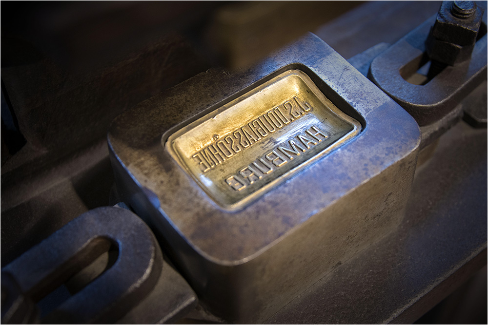 Seifenpresse Foto & Bild | industrie und technik, technik-details ...